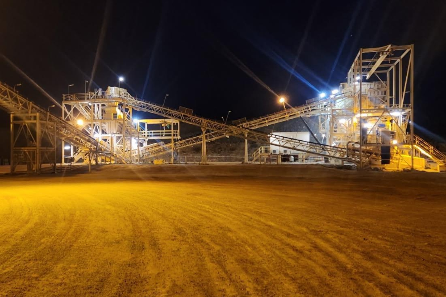Meeka plans first gold pour in weeks as lights come on at WA plant
